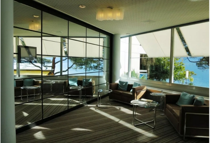 11 Tricks To Maximize Natural Light In The Workplace