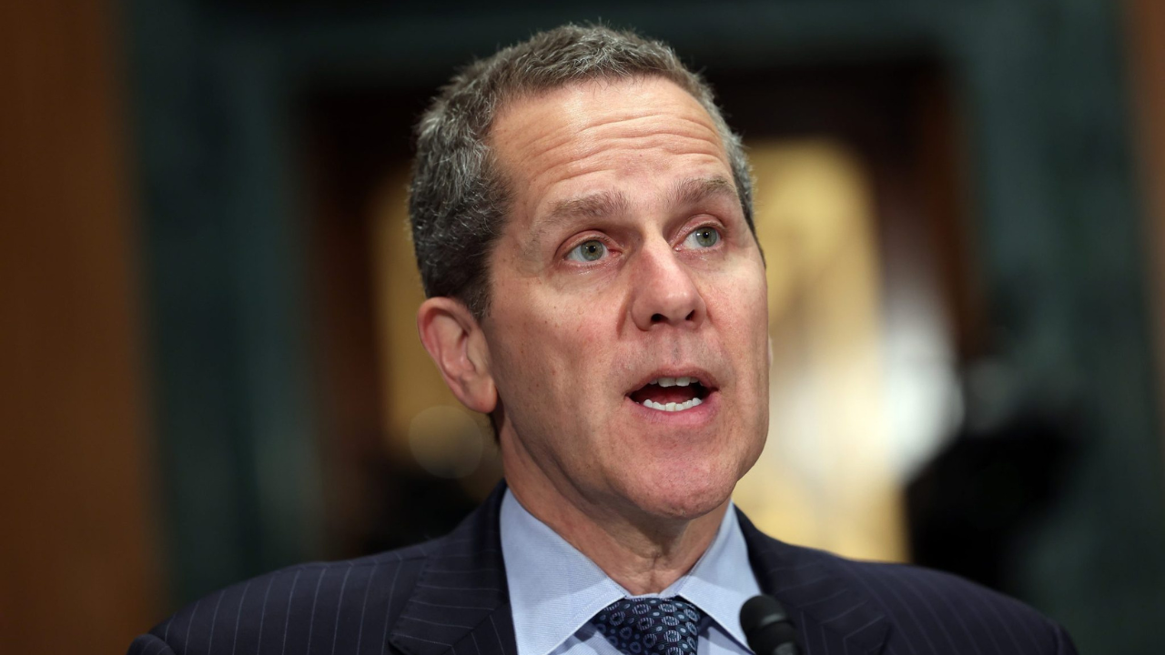 AI Doomsday — Or Something Else? Fed Governor Lays Out Three AI Futures ...